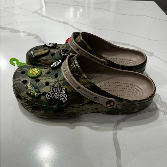 CROCS | Shoes | Luke Combs X Crocs Classic Clog Camo Bootleggers Mens ...